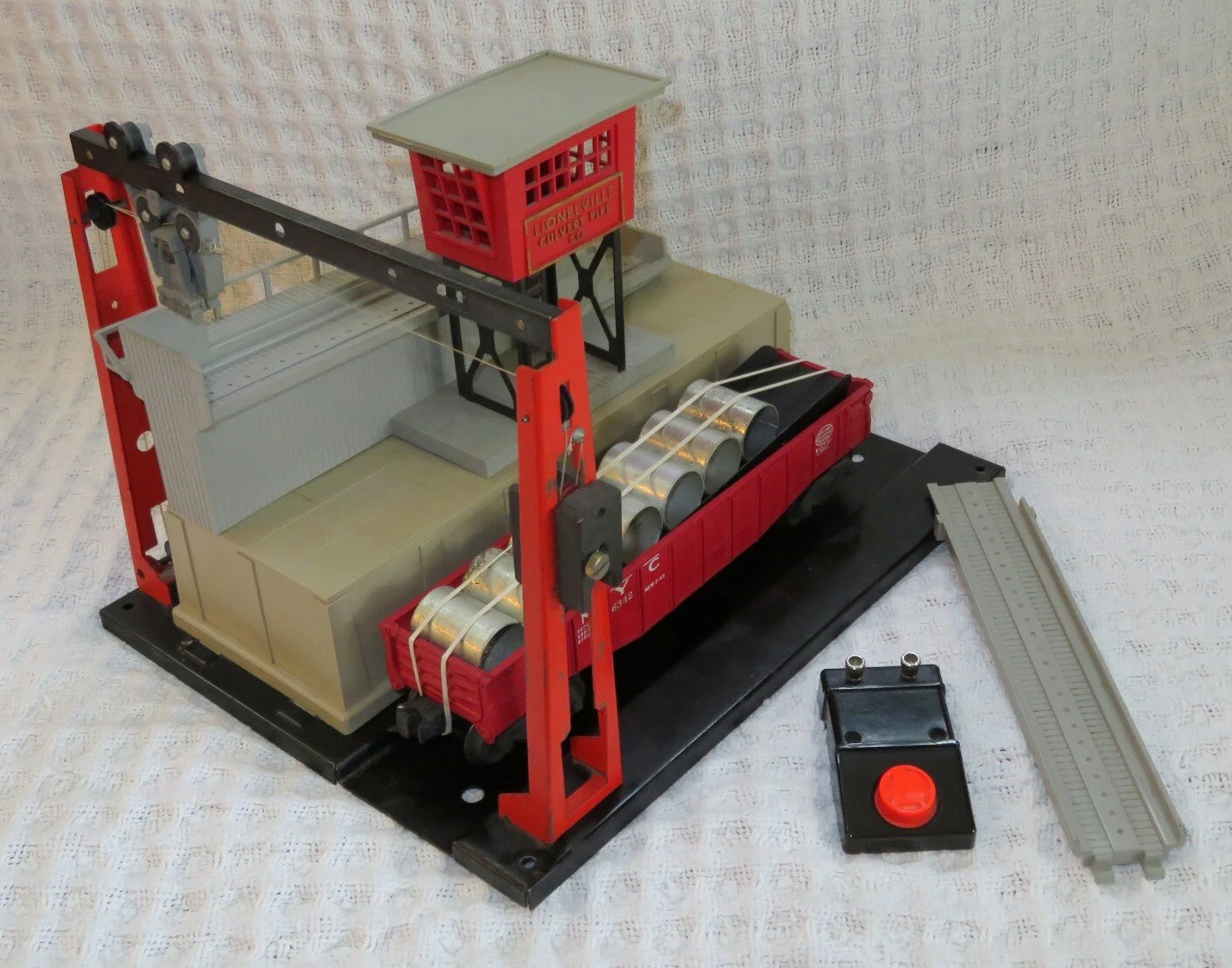 Lionel Postwar — Tobias Toys & Trains