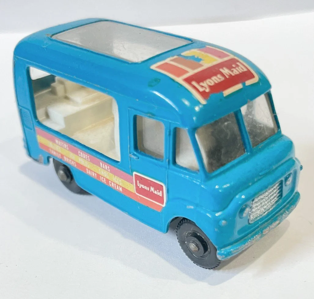 Matchbox 47C5 Lyons Maid Ice Cream Truck — Tobias Toys & Trains