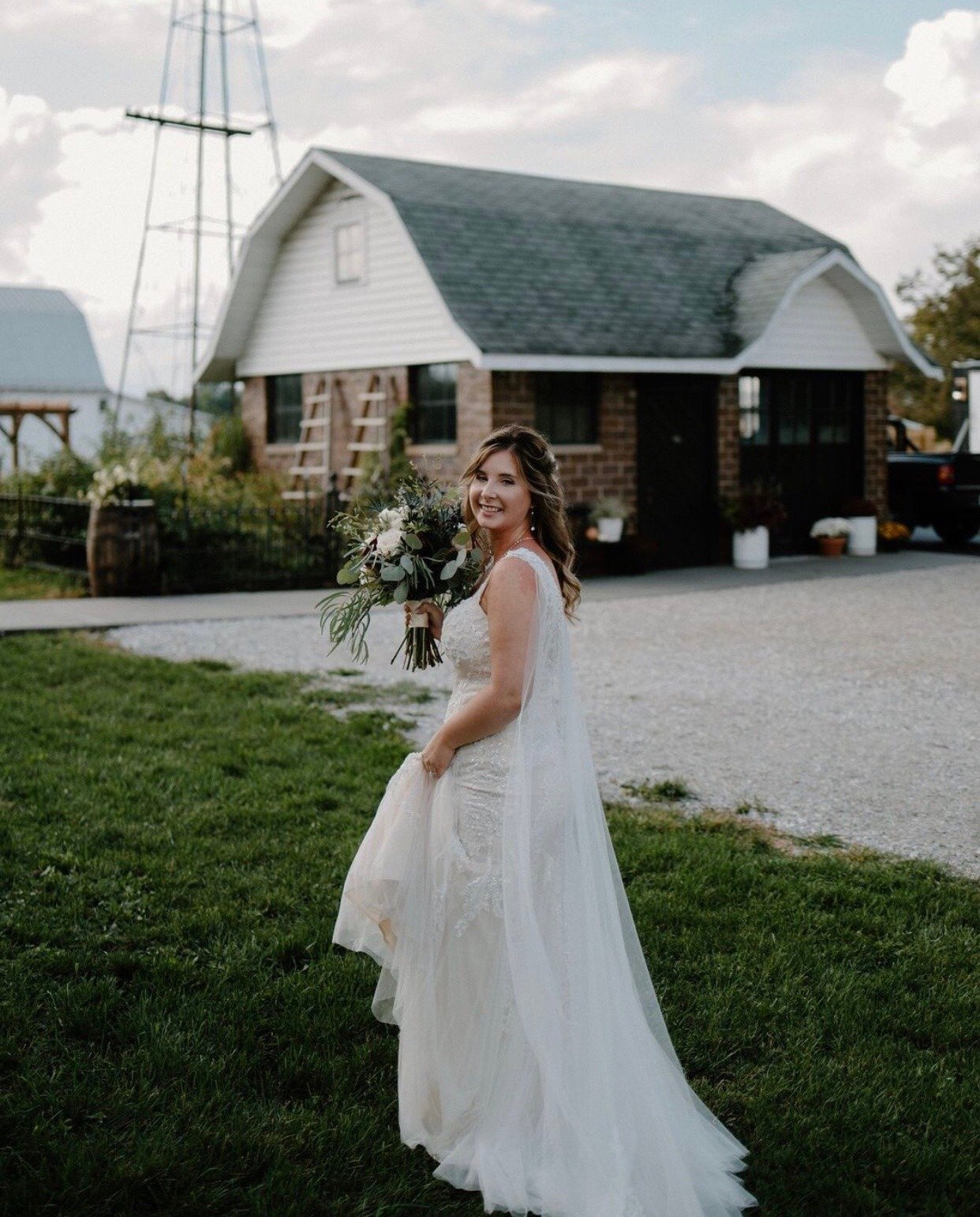 Blossom Barn Venue Photo Gallery — Blossom Barn Venue - Mulberry, IN