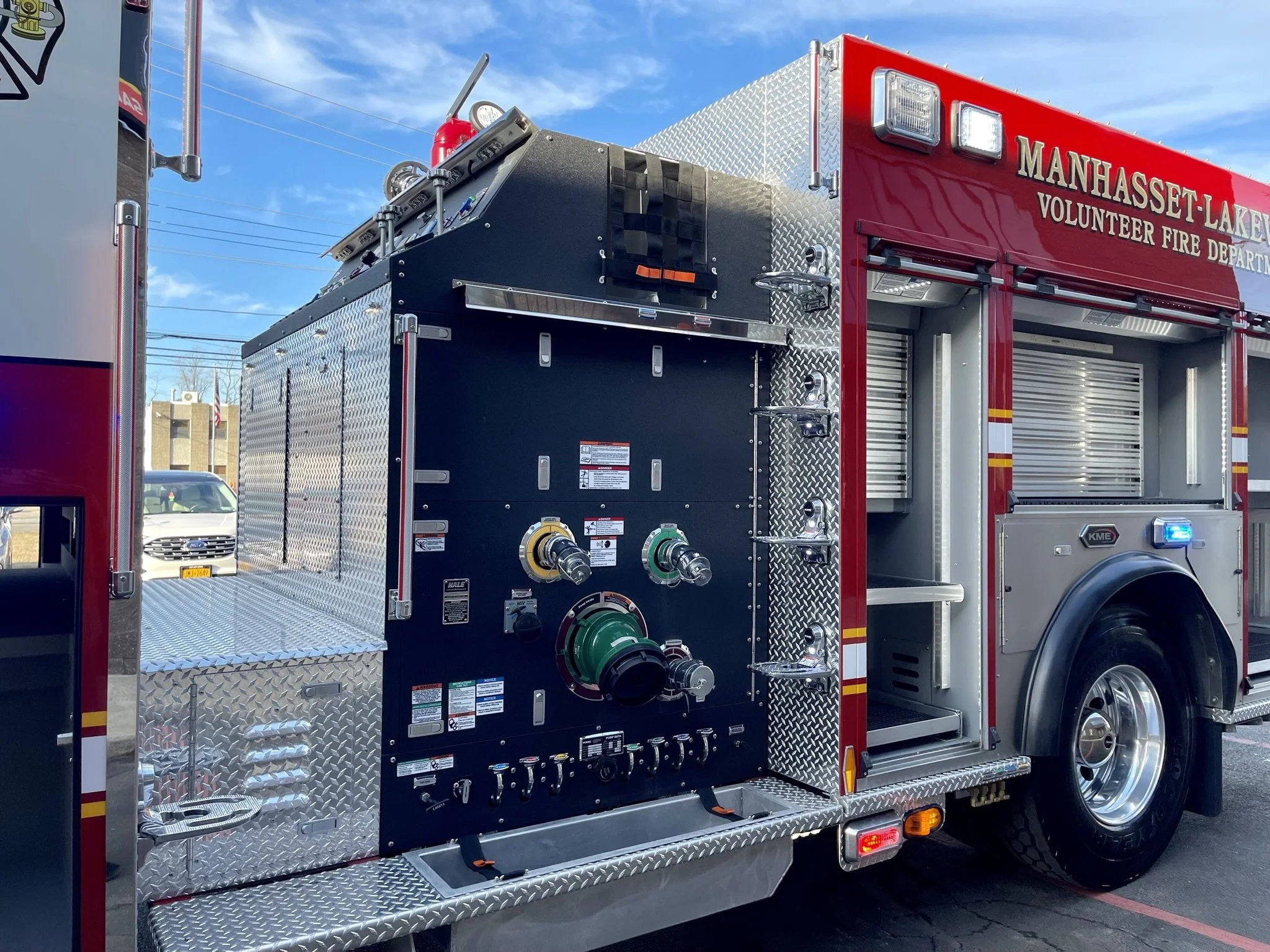 Manhasset-Lakeville FD KME Engine — Proliner Rescue