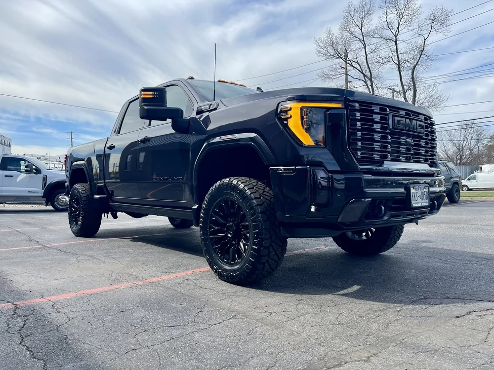 Custom GMC Denali HD Ultimate — Proliner Rescue