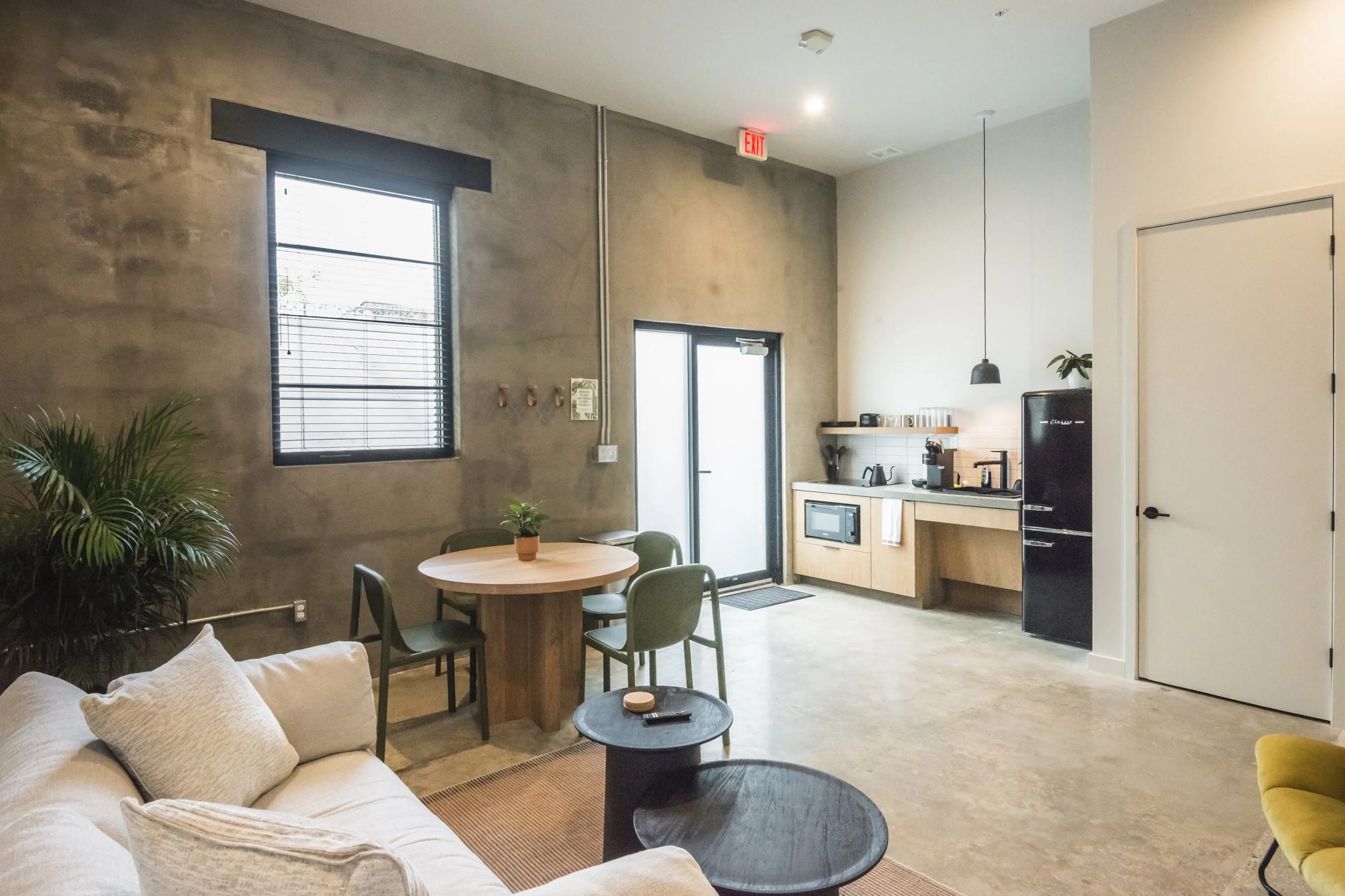 Hotel Claudia — Bell-Butler.com