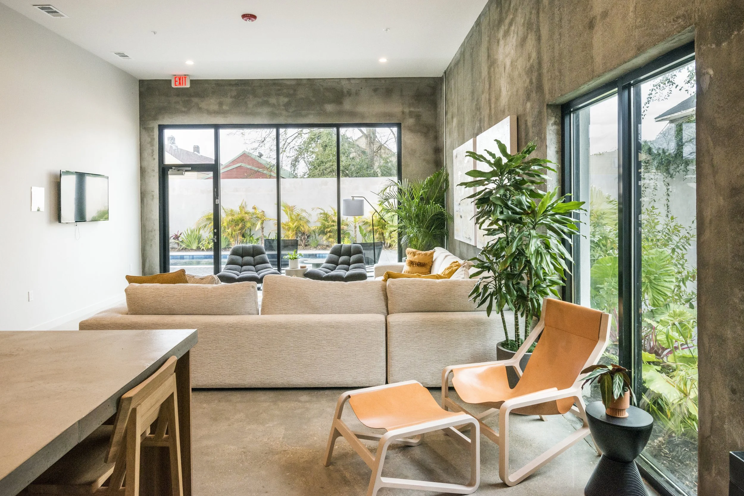 Hotel Claudia — Bell-Butler.com
