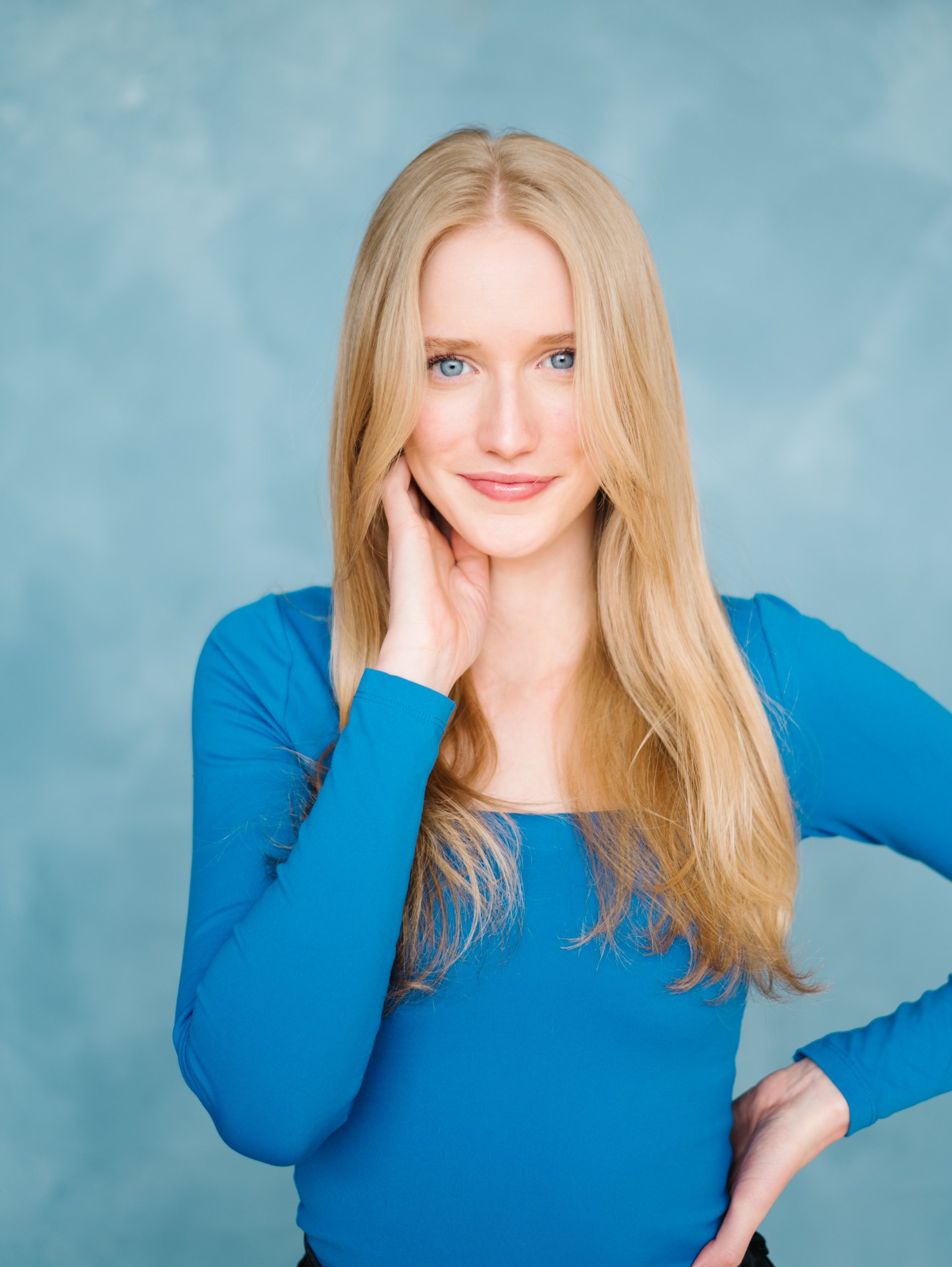 Studio Acting Headshots with Hailey — KIANA BATES