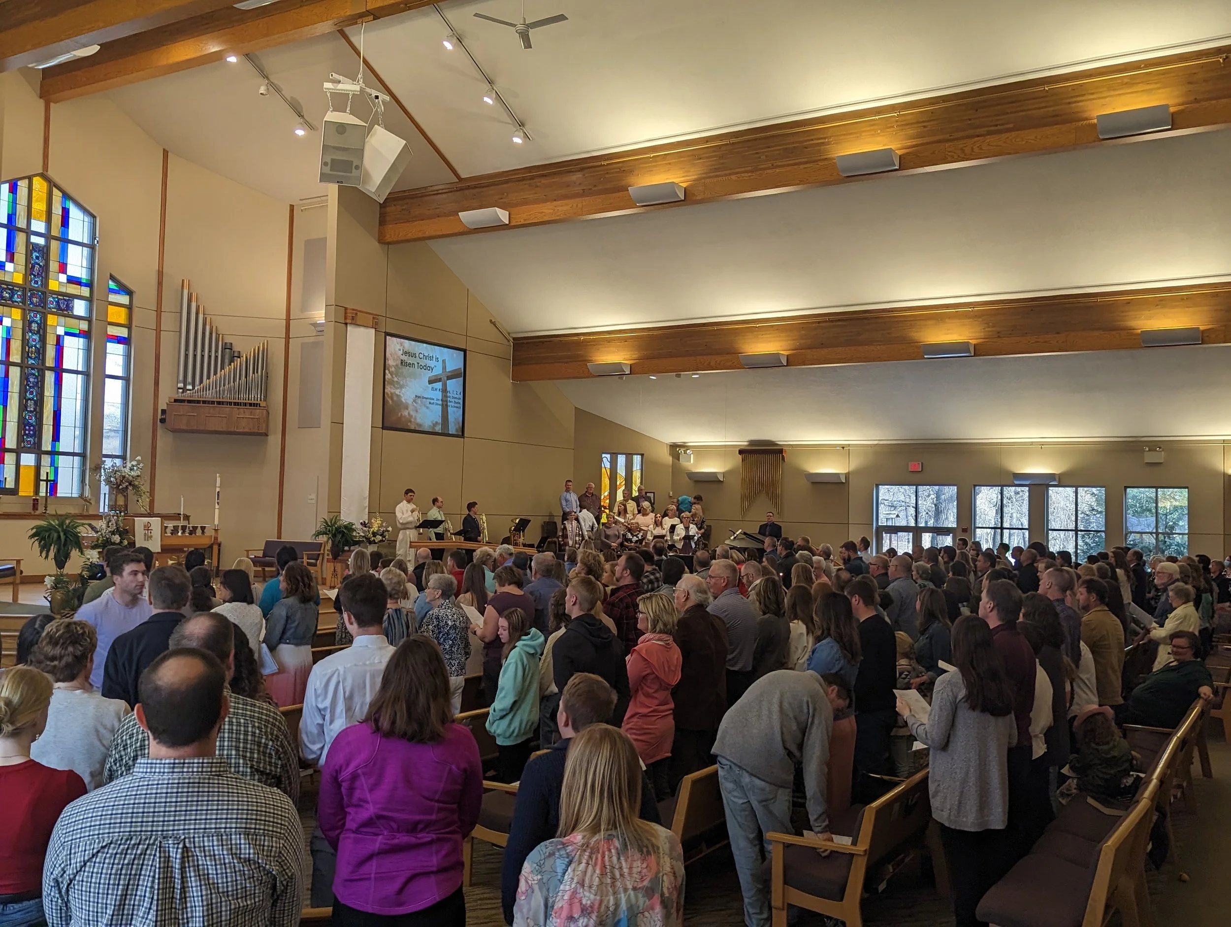 Sunday Worship — Farmington Lutheran