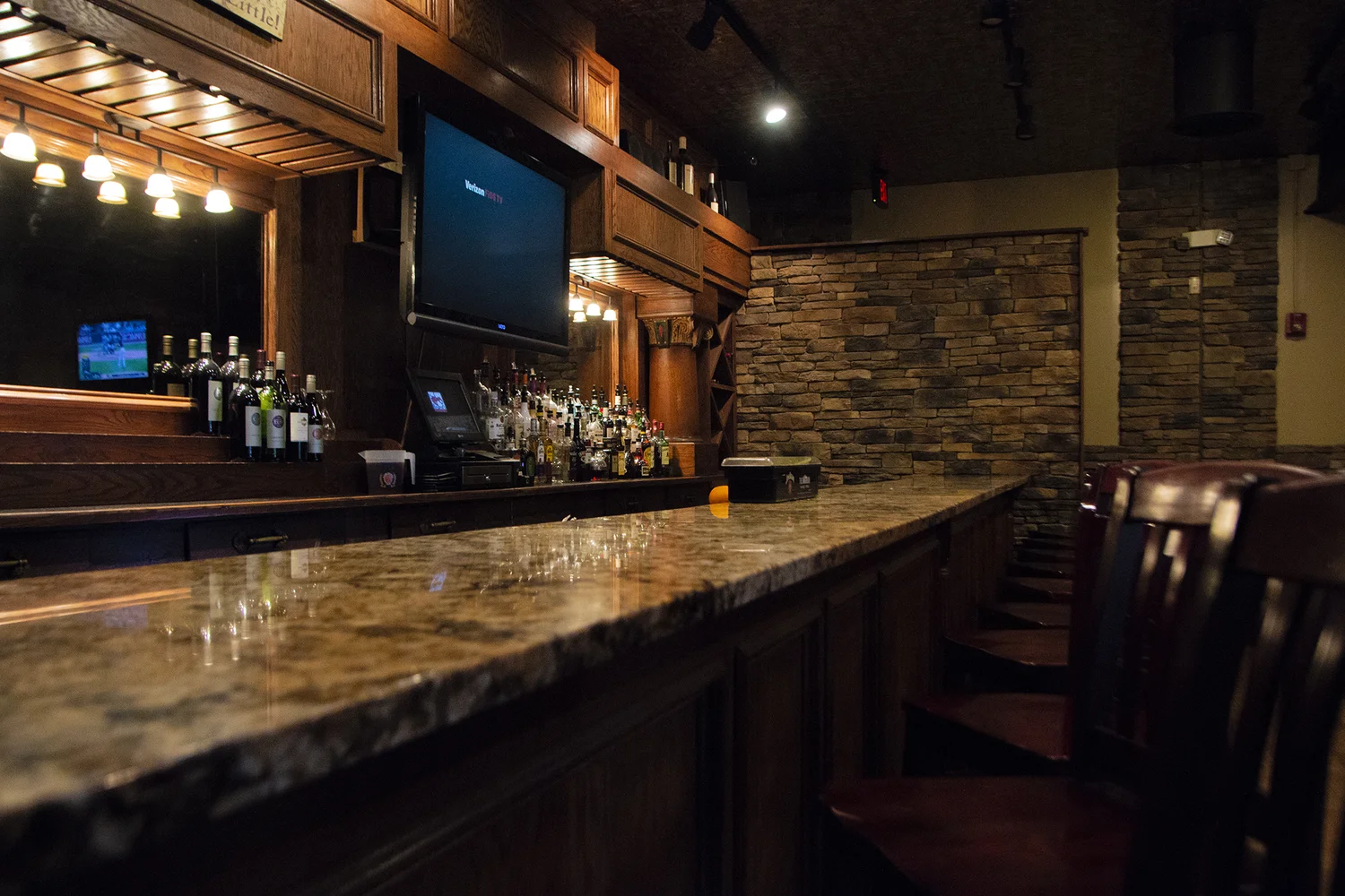 About — Roland's Seafood Grill