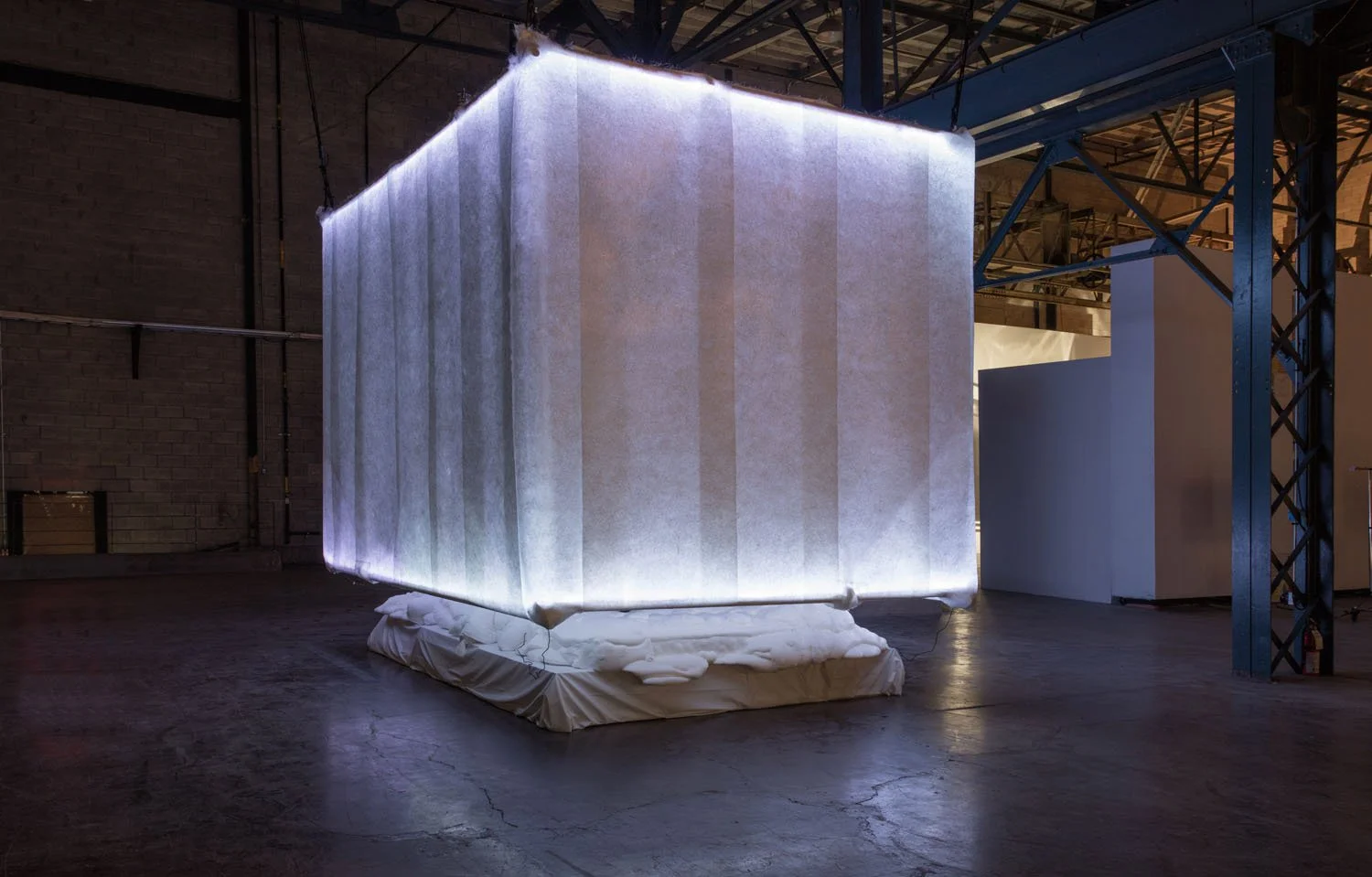 Hannah Perry — Arsenal Contemporary Art