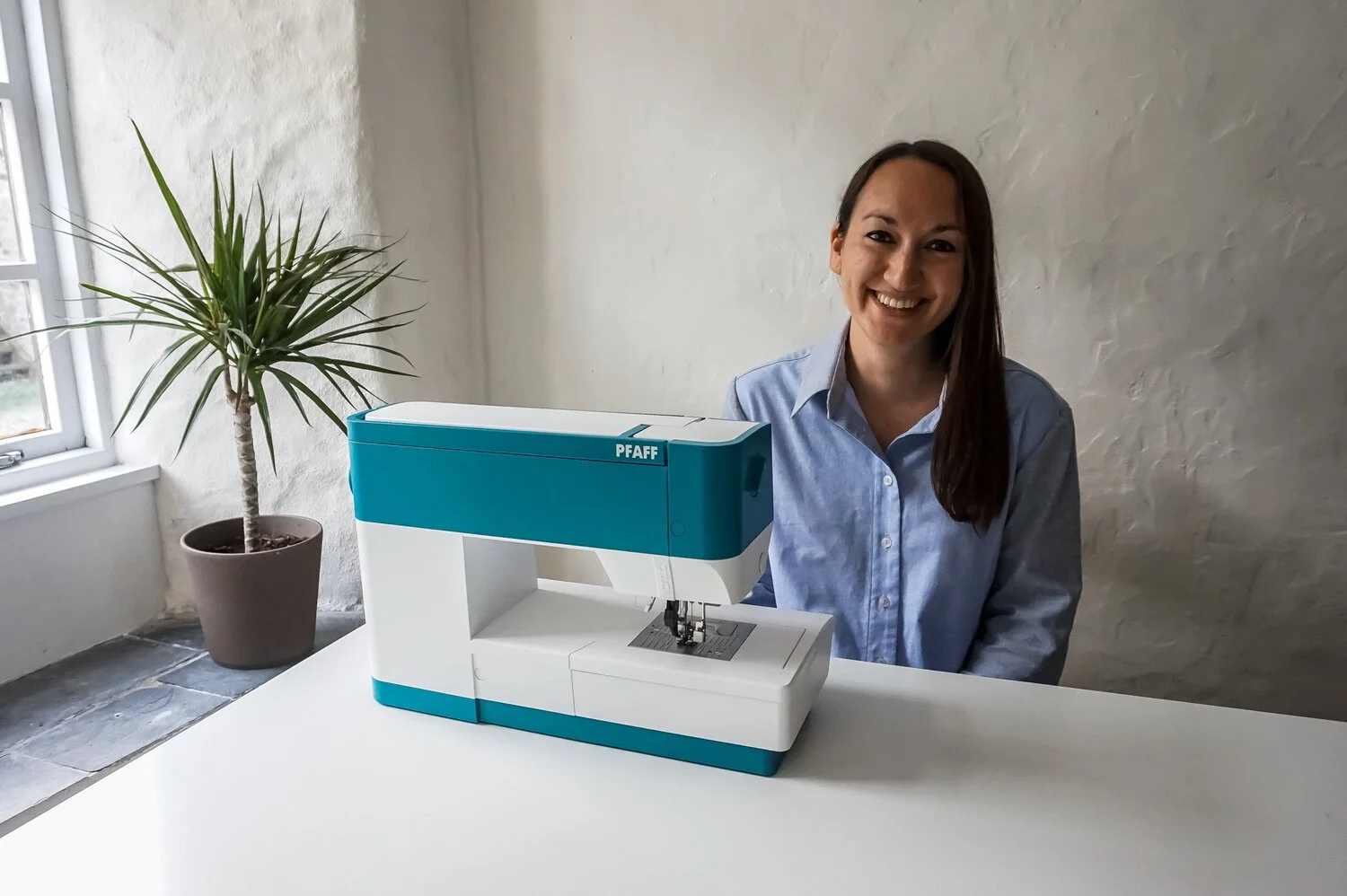 BEGINNERS INTRO TO MACHINE SEWING — Dot n Cross | Sewing and Pattern ...