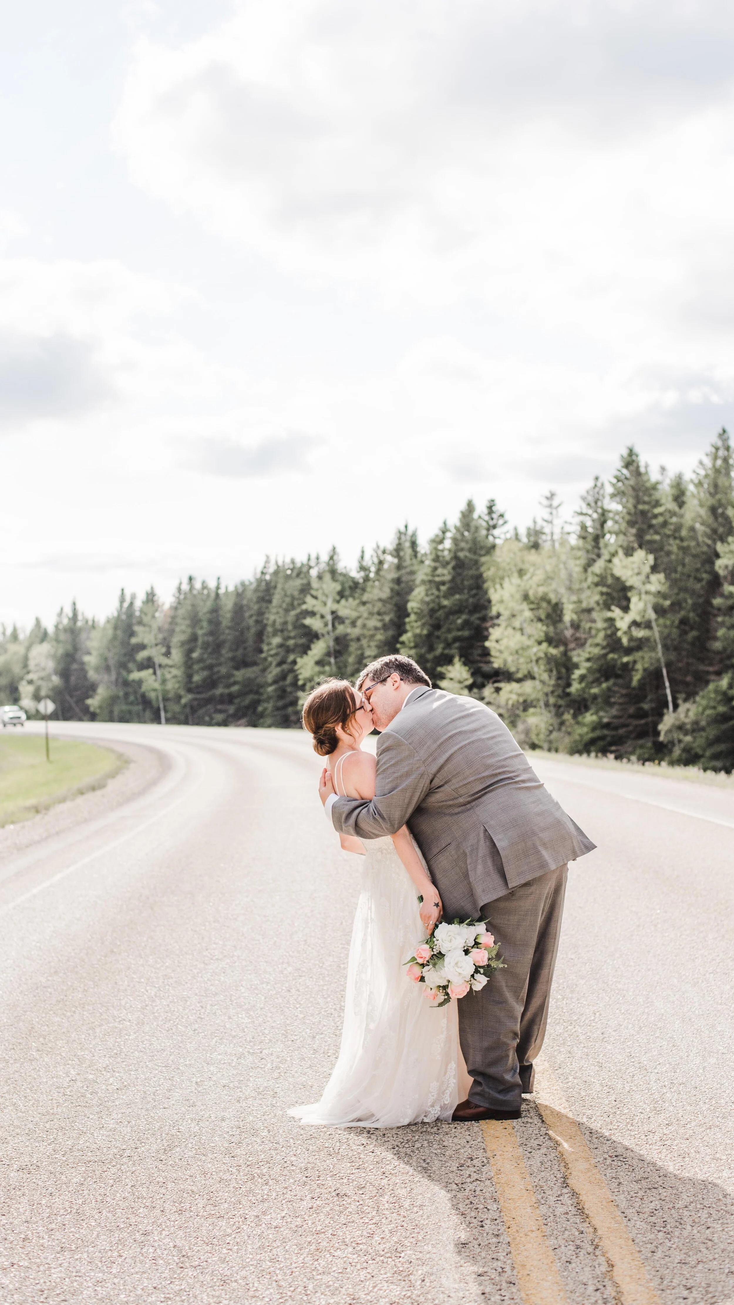 Mandi Rae Photography | Winnipeg Wedding Photography