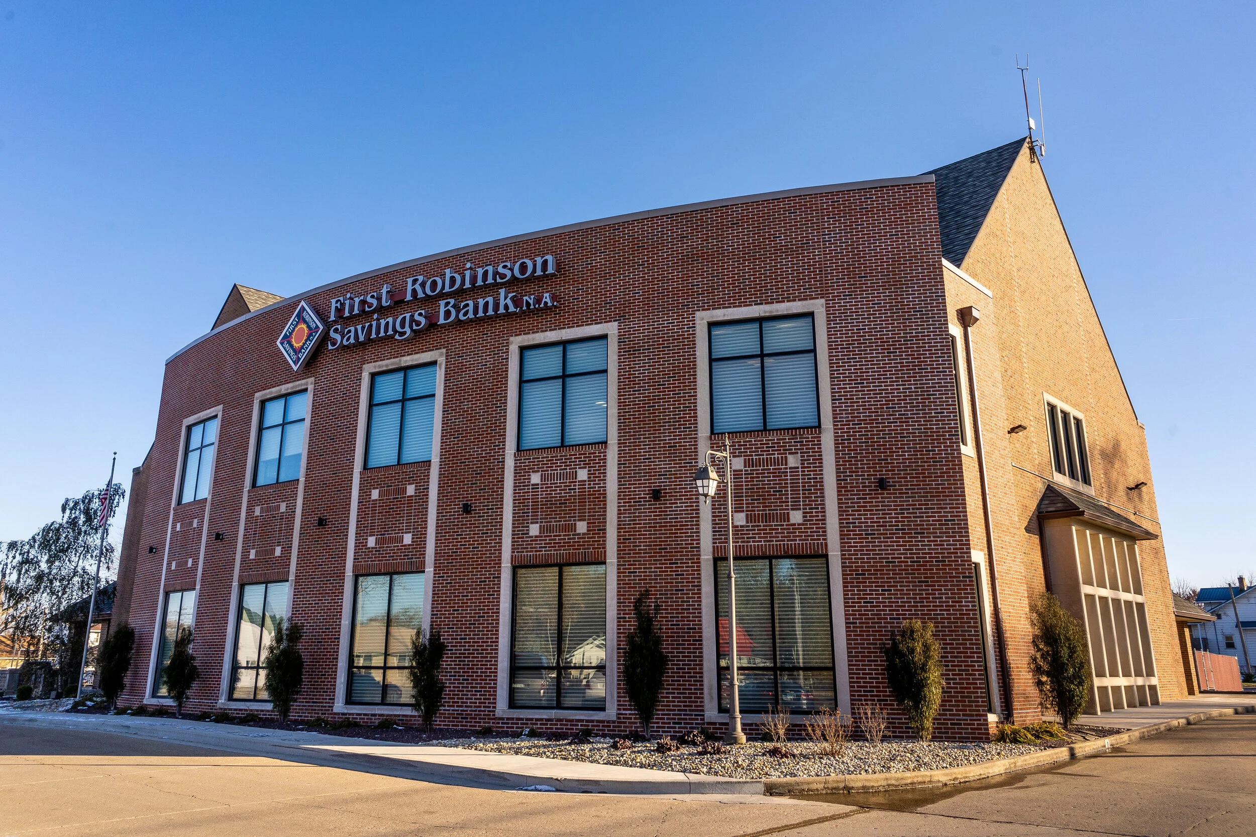 FIRST ROBINSON SAVINGS BANK — LA+D