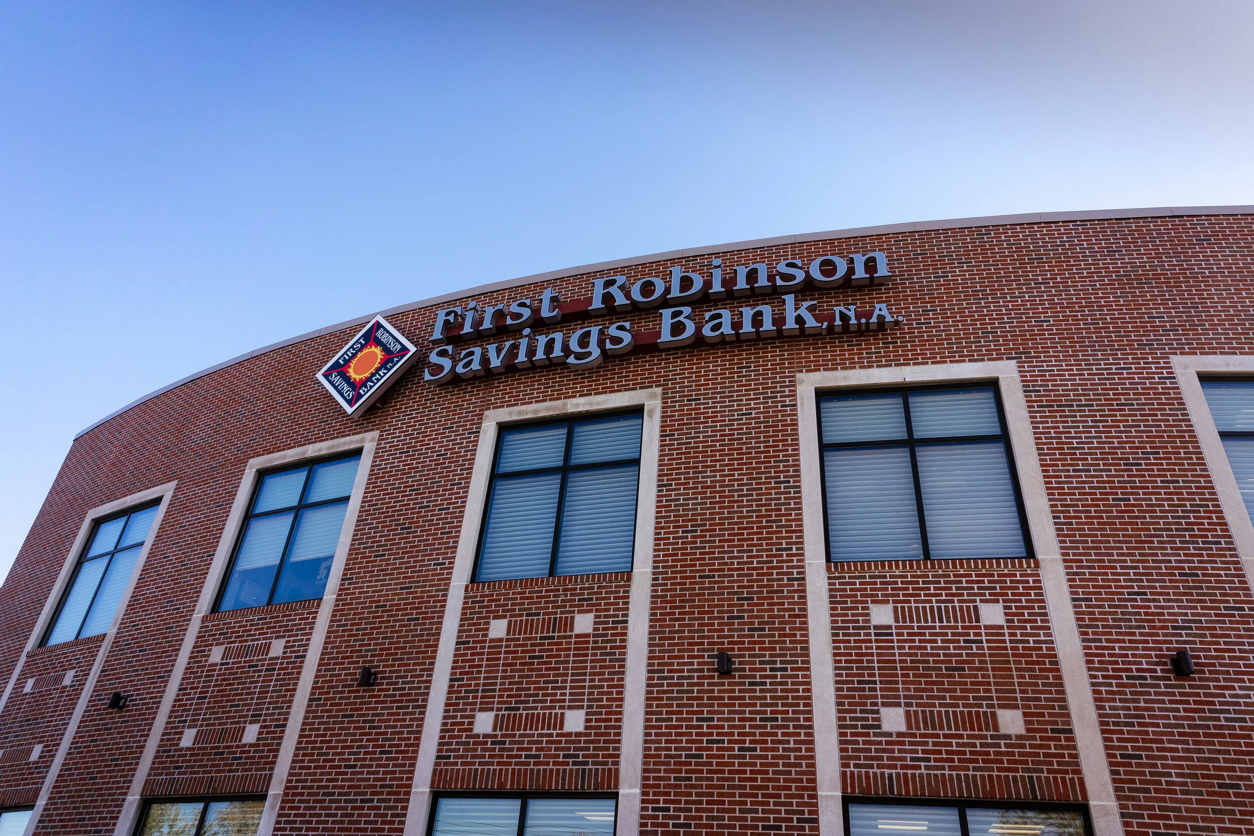 FIRST ROBINSON SAVINGS BANK — LA+D