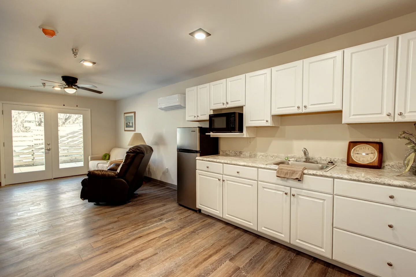 OASIS ASSISTED LIVING — LA+D