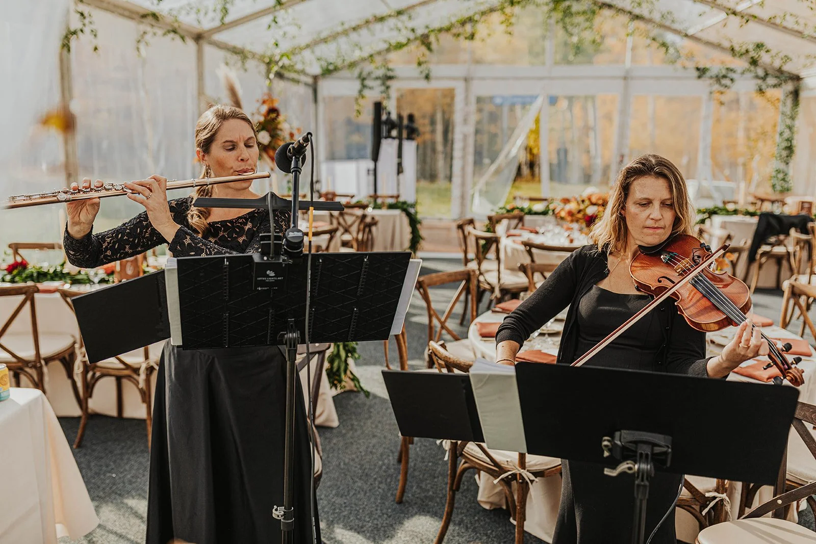 A Golden Autumn Wedding at Lynn Britt Cabin in Snowmass, Colorado ...