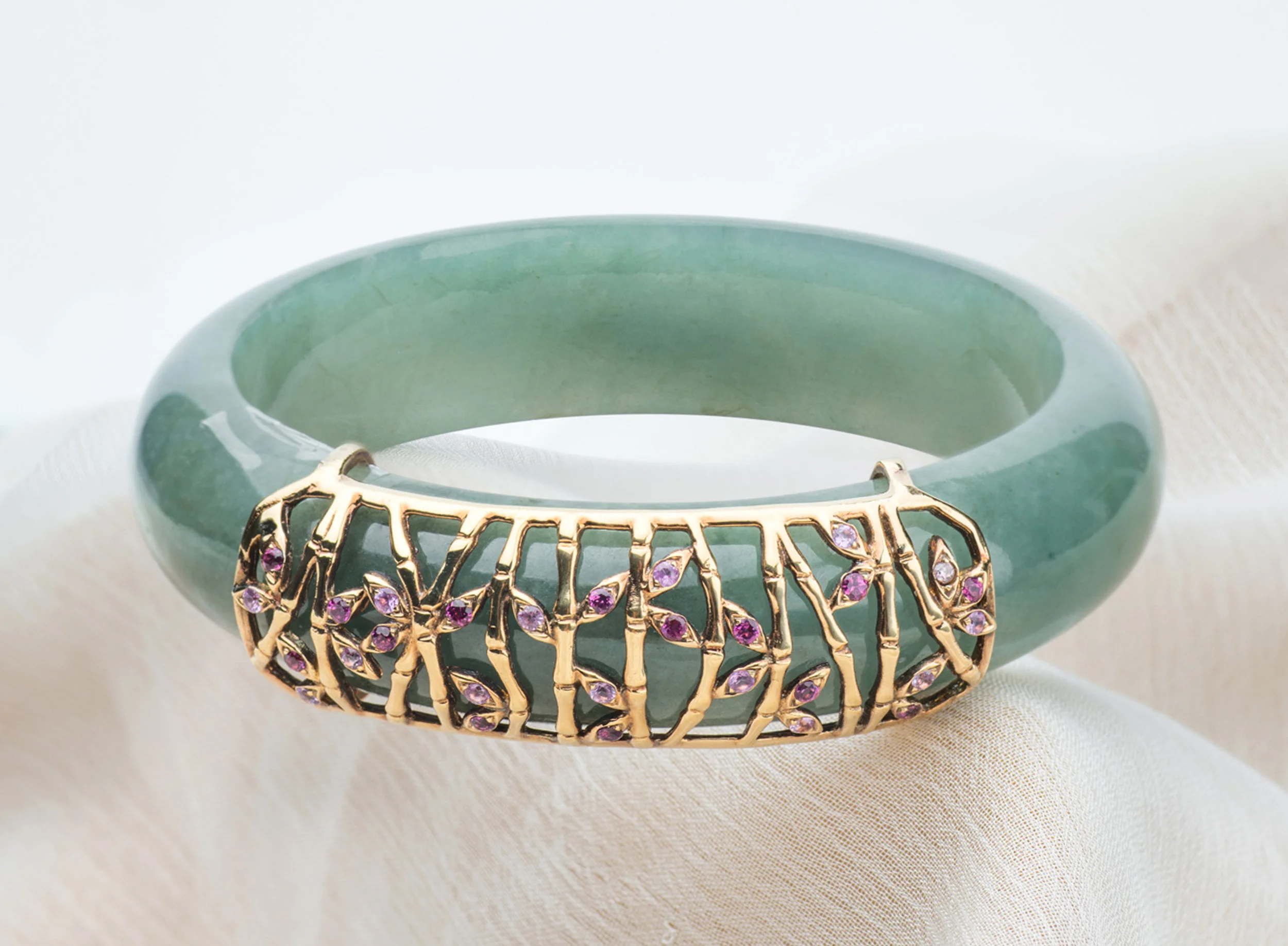 Blog - The Choo Yilin Insider — A Personality Guide to Jade Bangles