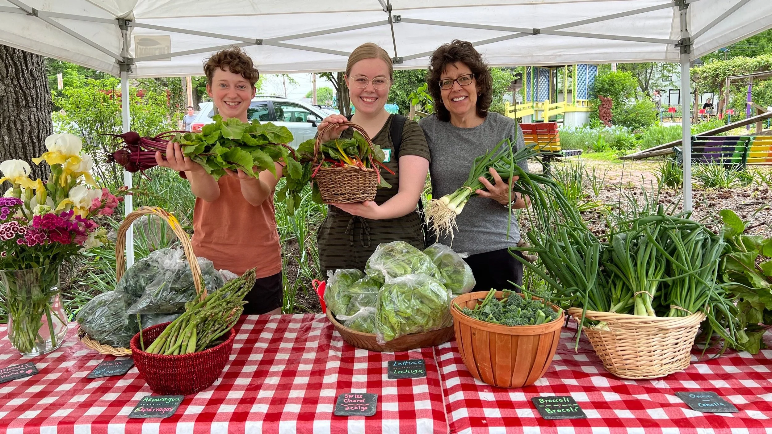 Garden Markets — Highland Youth Garden