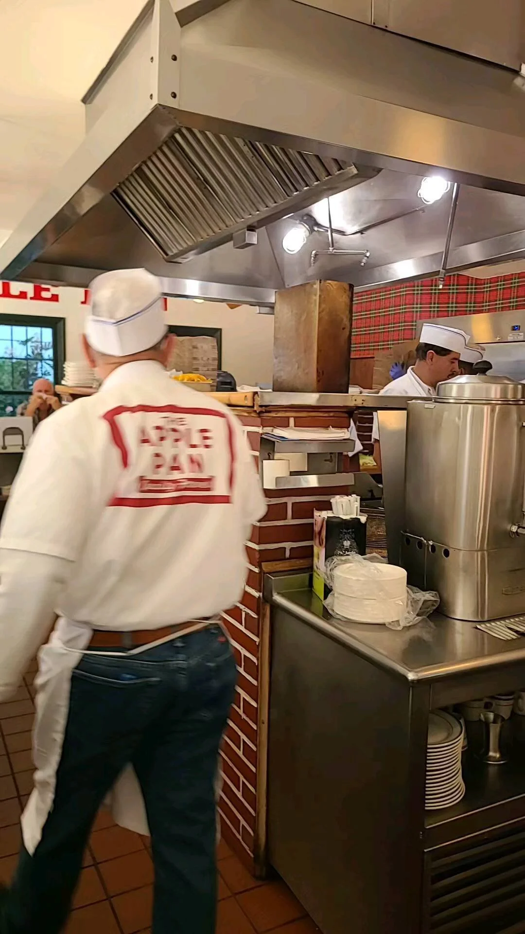 SOCIAL — George Motz