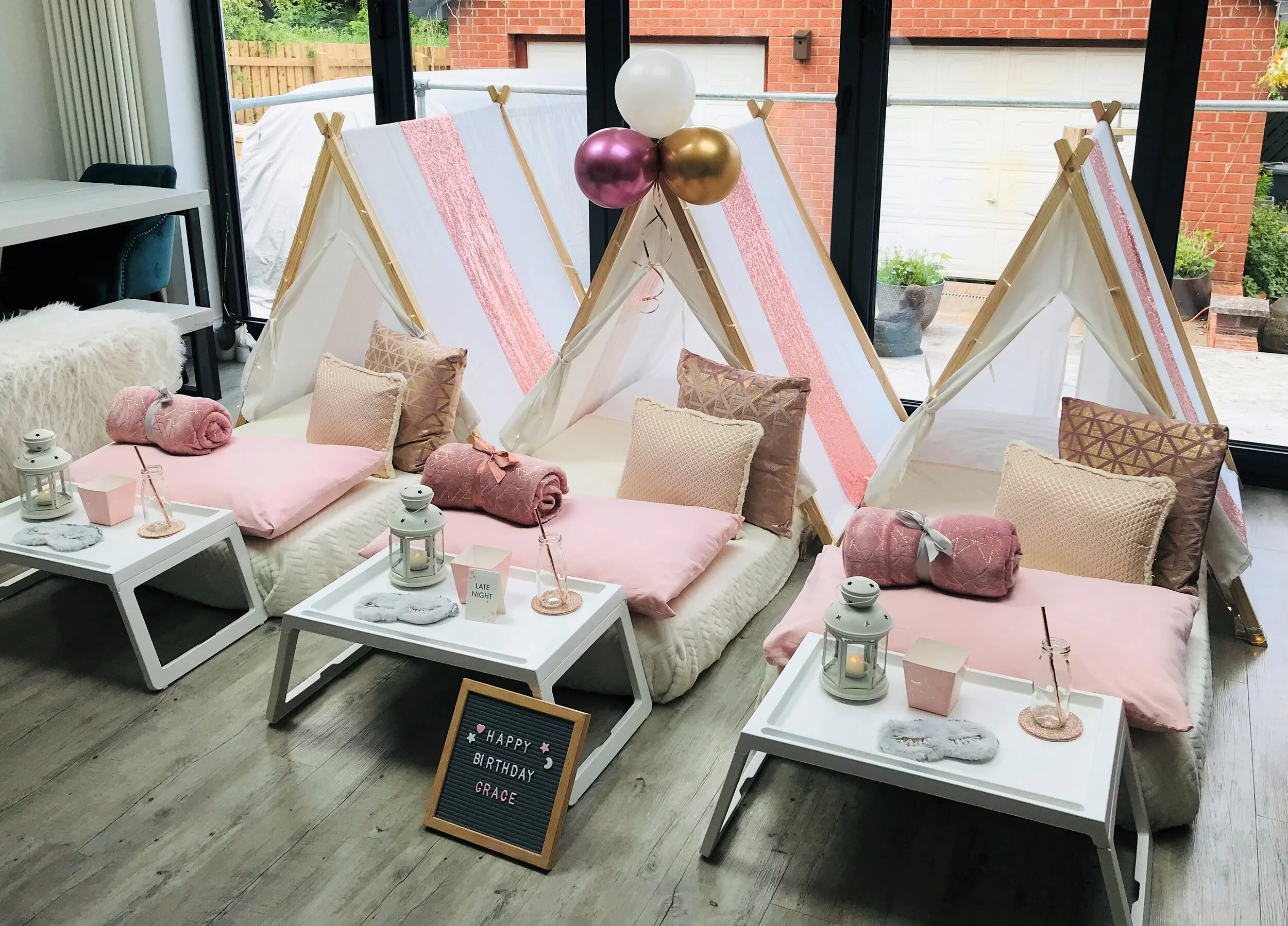 Teepee parties — Little Big Star