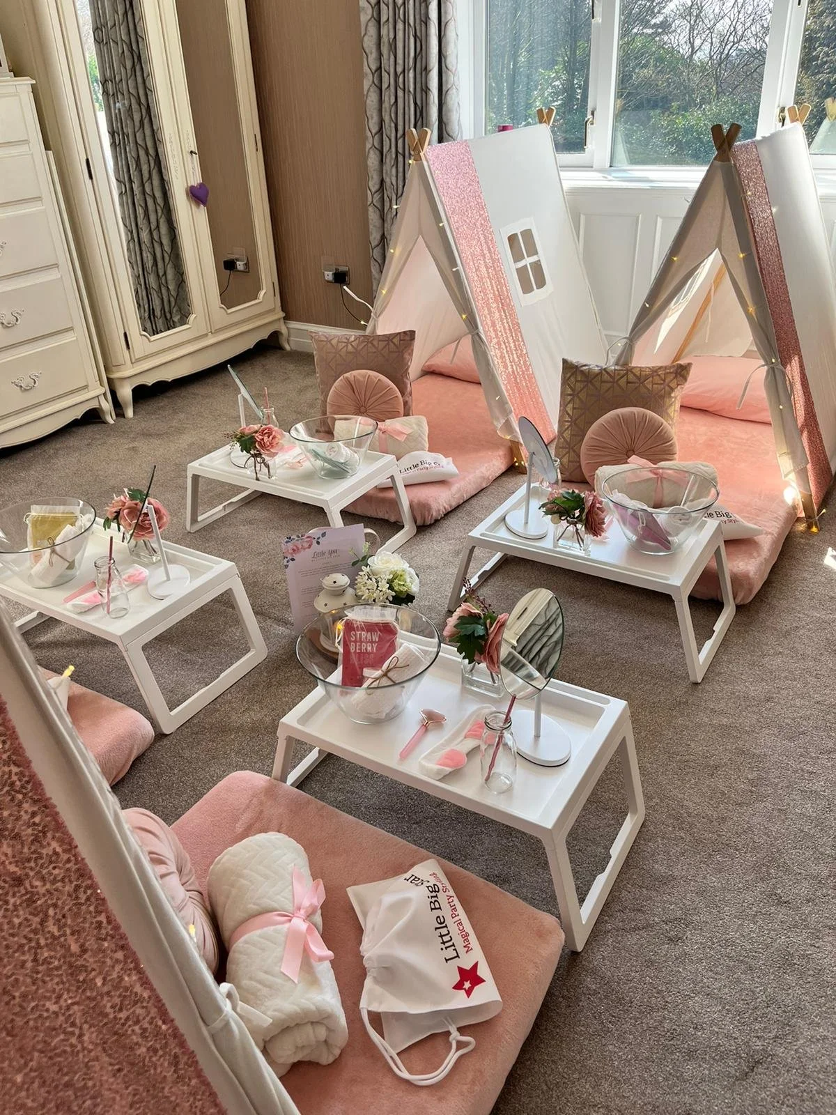 Teepee parties — Little Big Star