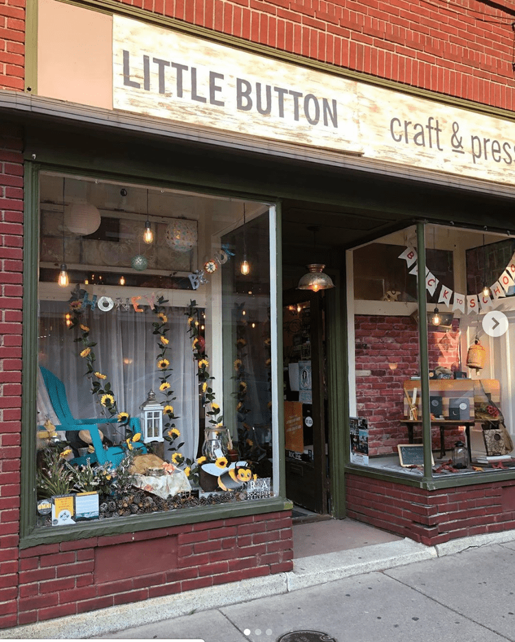 August 2019 Featured Artist: Hannah Brook Smith of Honey Brook Art and ...