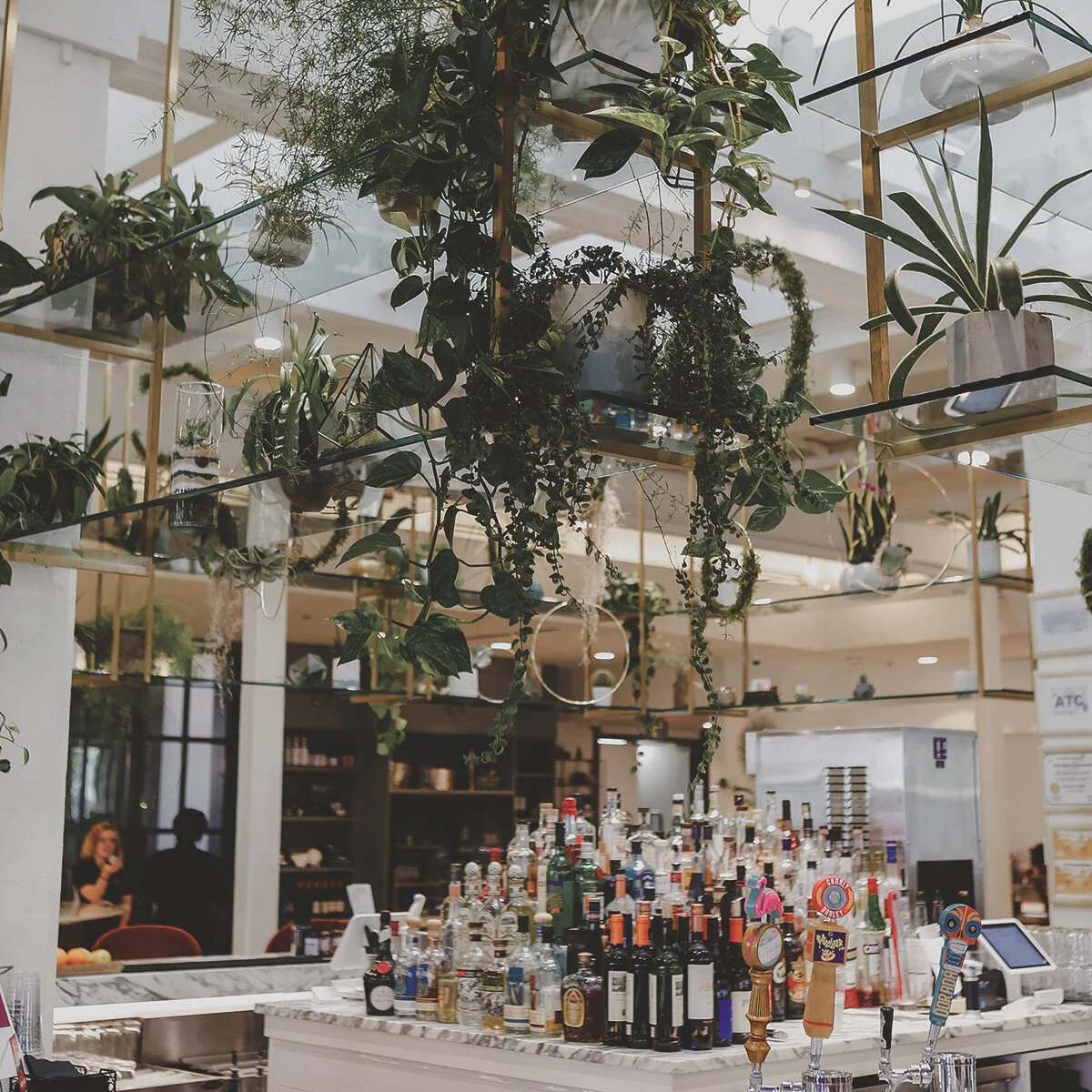 How Does Color Play A Role In The Restaurant Business?