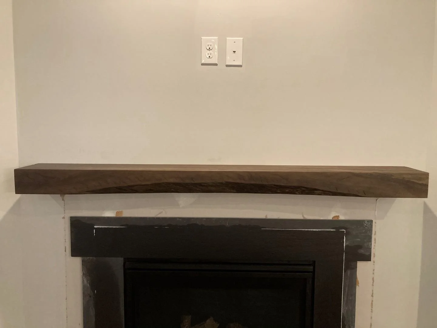 Mantels — Carolina Urban