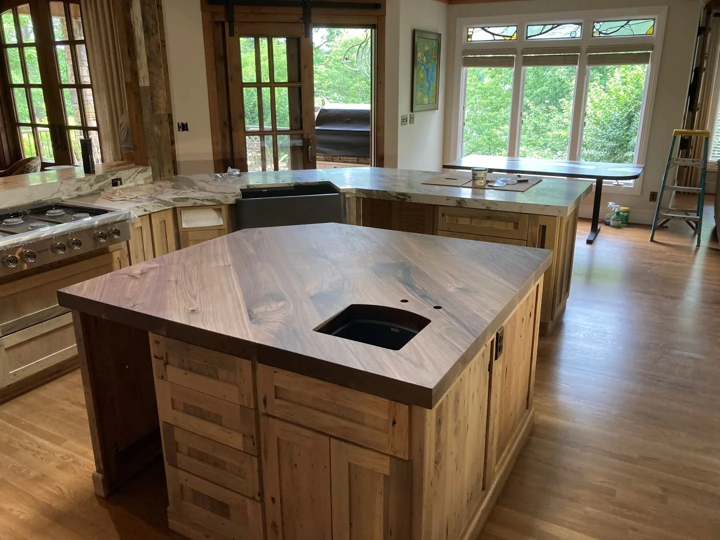Islands & Countertops — Carolina Urban