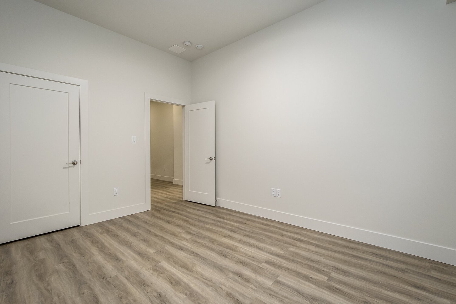 1 Bedroom Units - CAPITOL Suites — CAPITOL Suites