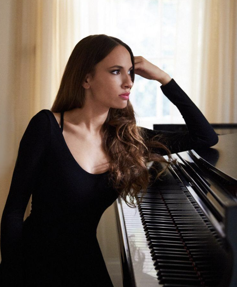 New and updates about pianist Chelsea Randall.