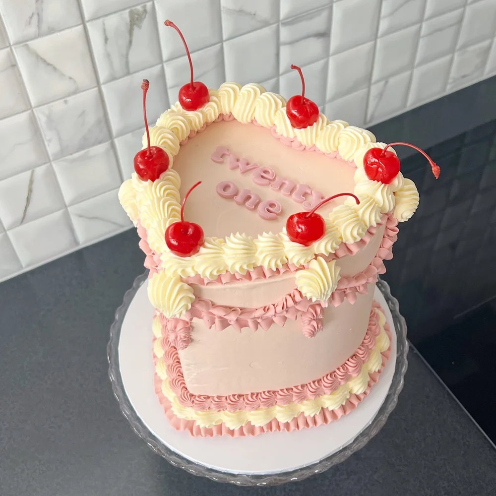 Order Cakes Online — Em & Skye Cake Co. | Wellington NZ