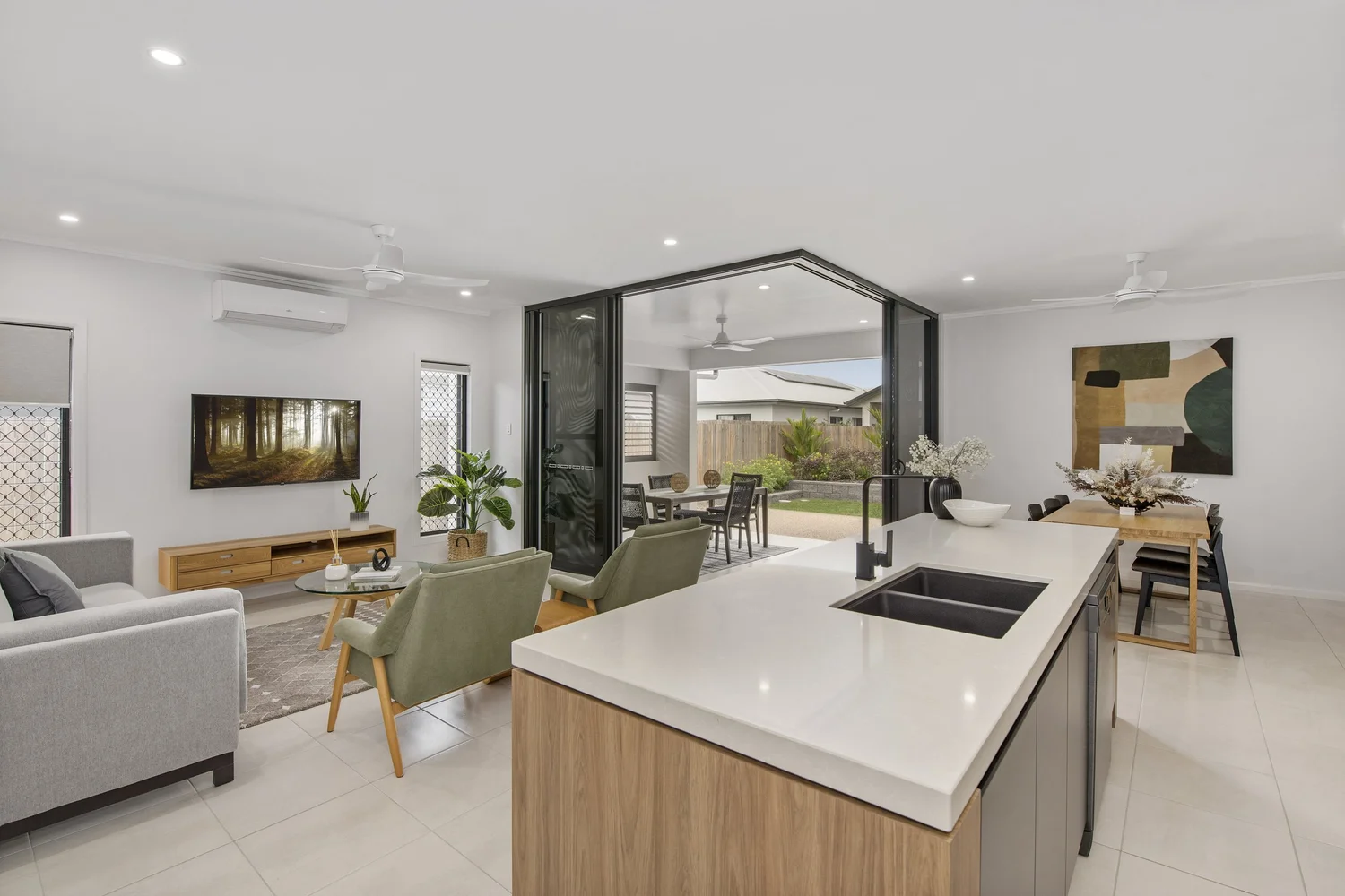 Gallery — Homes by DJ Jones | Custom New Home Builders Townsville