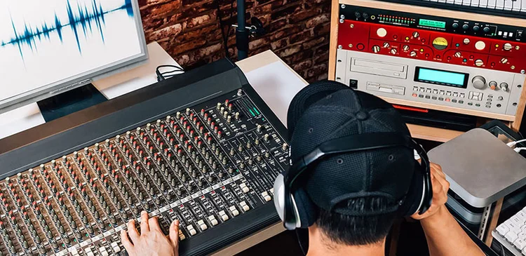 WSQ Diploma in Media (Post-Production) - Sound Editor/Sound Engineer ...