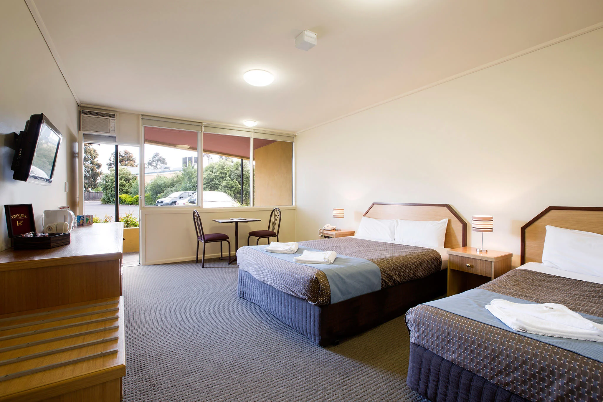 Accommodation — Monash Hotel, Clayton, VIC