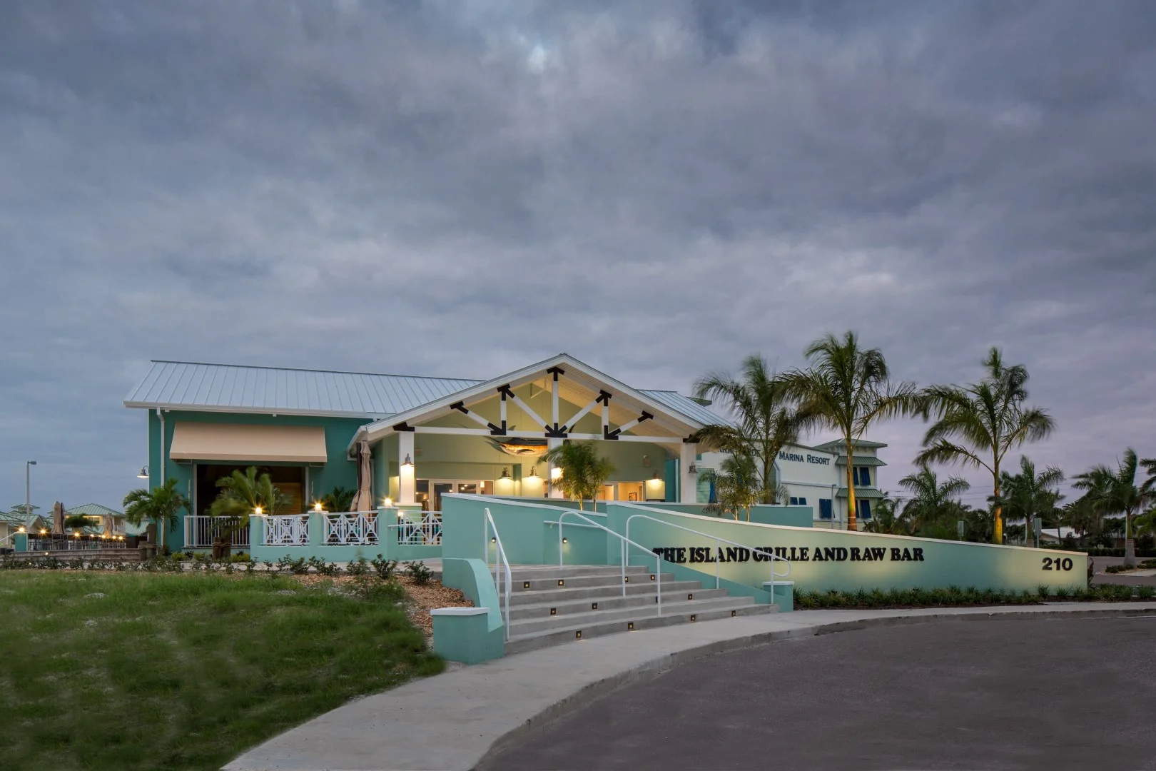 Island Grille and Raw Bar — ARC3 Architecture, Inc.