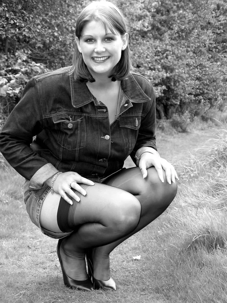 Vintage Fetish home to Spick, Span and Beautiful Britons a regular blog with model info ...