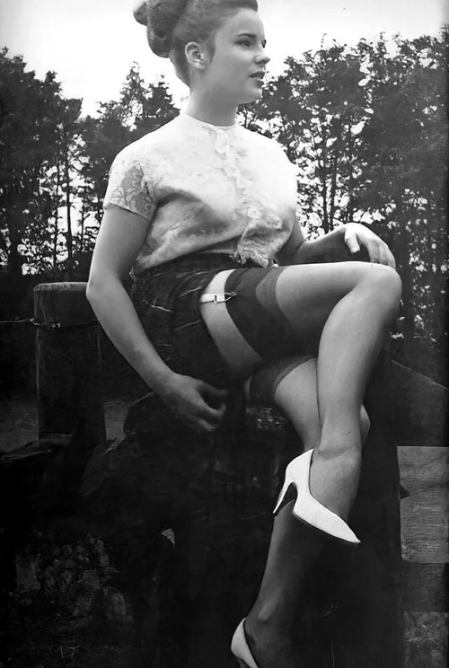 Jane Paul - Spick, Span and Beautiful Britons Pin-Up Model from the 1960's — Vintage Fetish