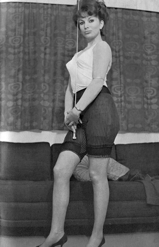 Susan Douglas - Spick, Span and Beautiful Britons Pin-Up Model from the 1960's — Vintage Fetish