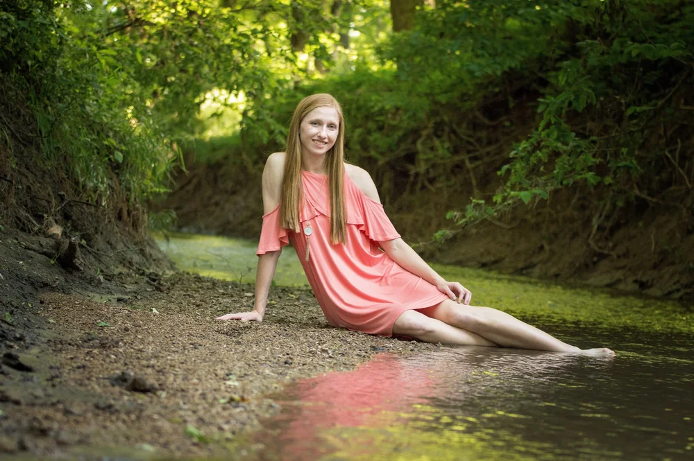 Sara Huss // Senior Portraits on the Farm // Reynolds, NE — Archetype ...