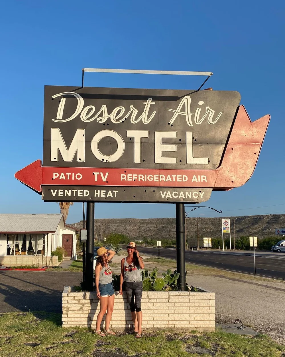Desert Air Motel — Vintage Sign