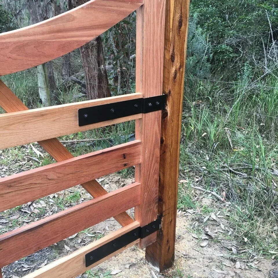 Rural Farm Gate | Timber Farm Gates - Gippsland Timber Gates