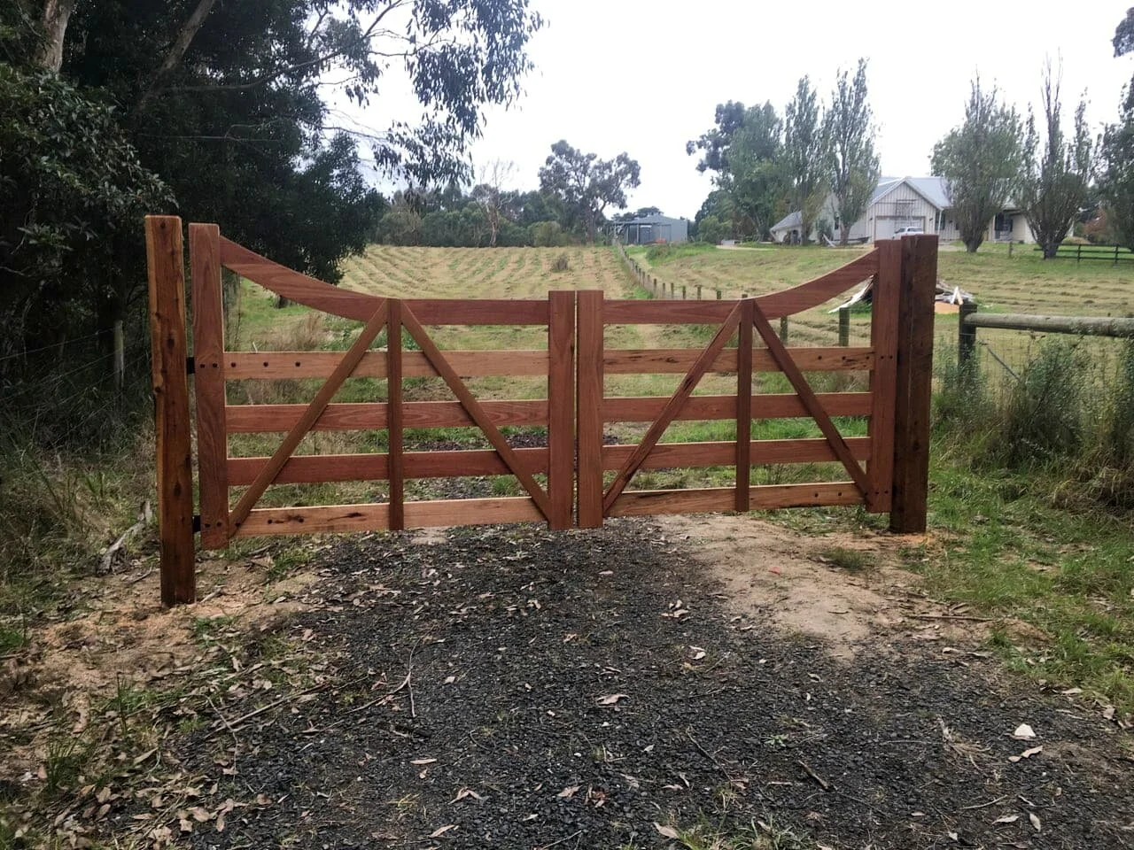 Rural Farm Gate | Timber Farm Gates - Gippsland Timber Gates