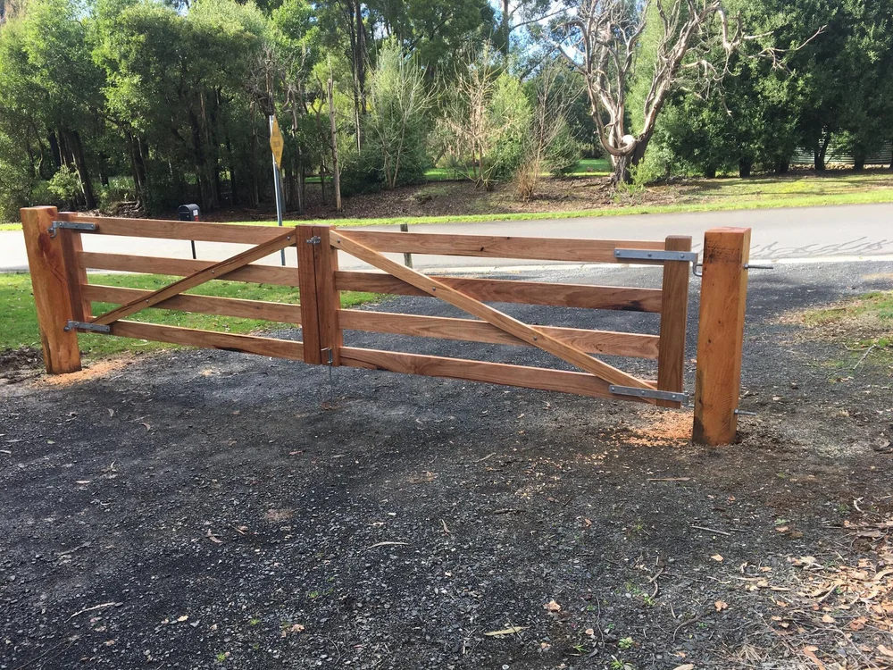 Rail Style Gates | Rail Fence Gate - Gippsland Timber Gates