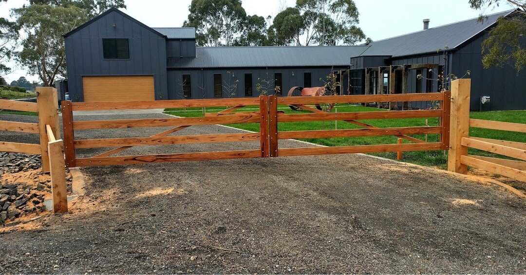 Farm Driveway Gates | Post and Rail | About - Gippsland Timber Gates