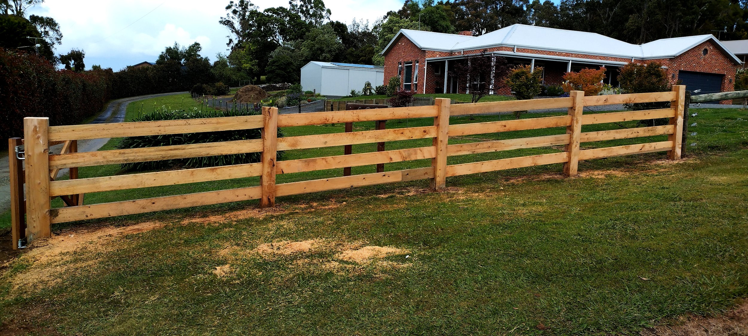 Post and Rail Fence | Fencing | Split Rail - Gippsland Timber Gates