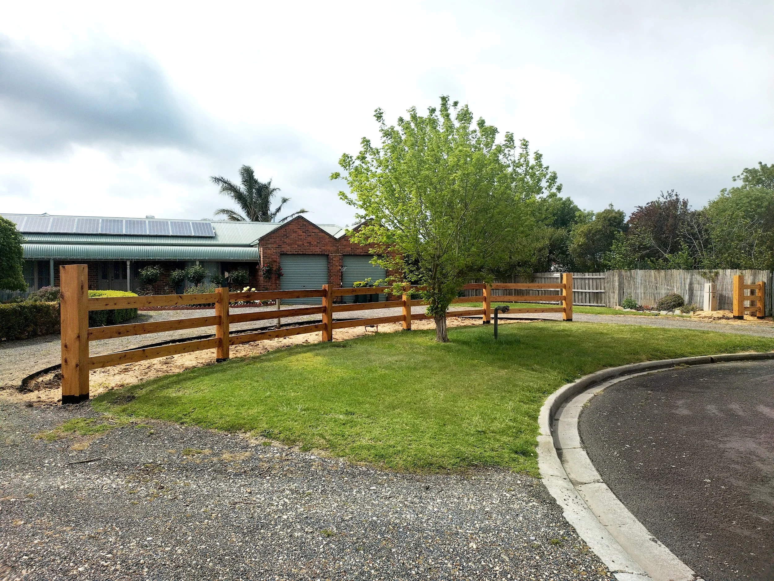 Post and Rail Fence | Fencing | Split Rail - Gippsland Timber Gates