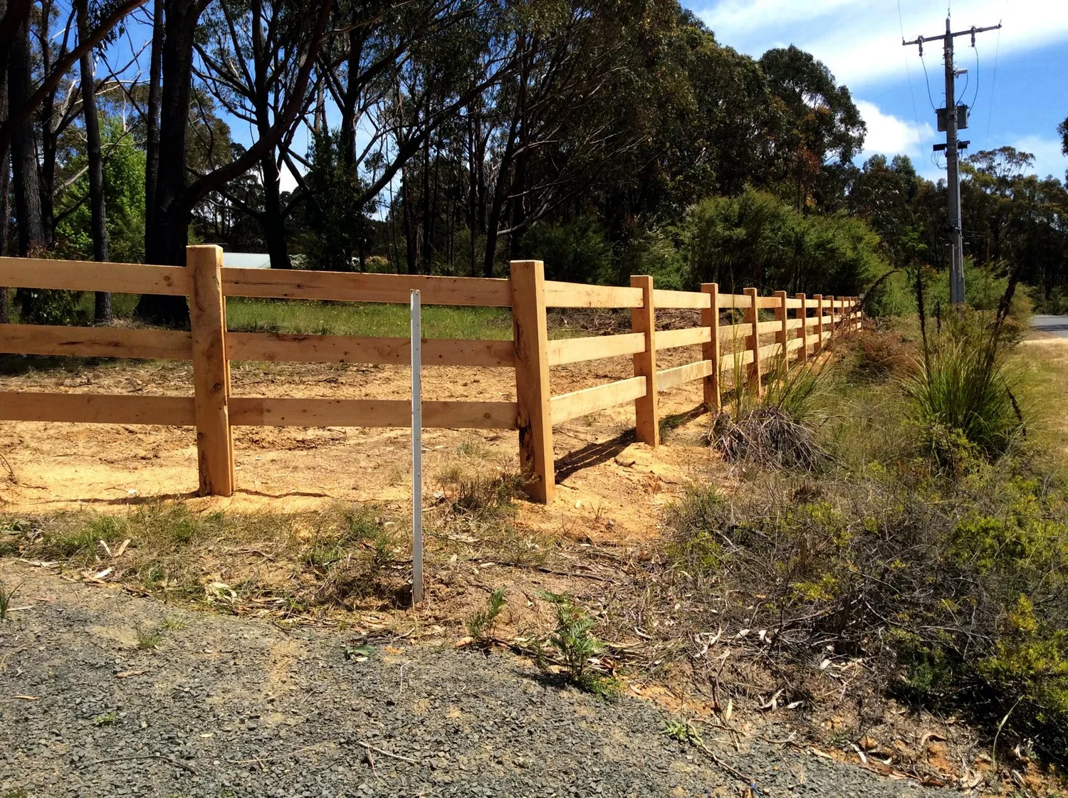 Post and Rail, Timber Gates and Automation - Gippsland Timber Gates
