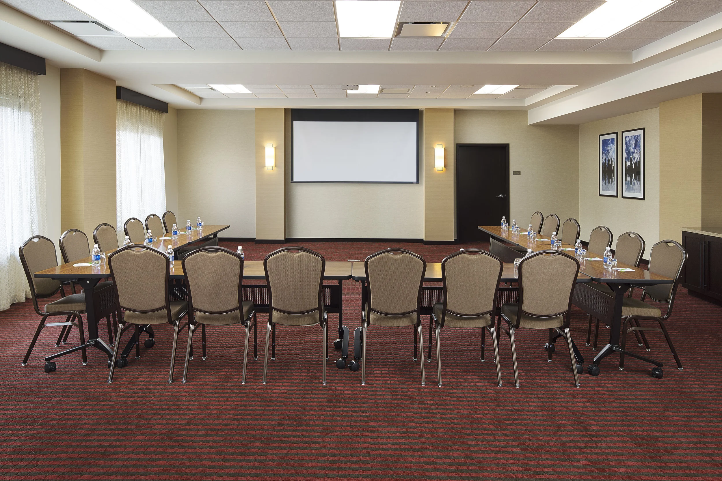 Photo Gallery — Midway Hotel Center