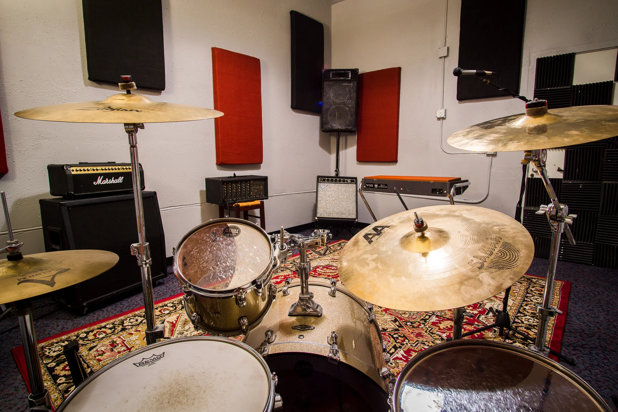 SRS Denver | Rehearsal Space Denver | Premium Music Studios