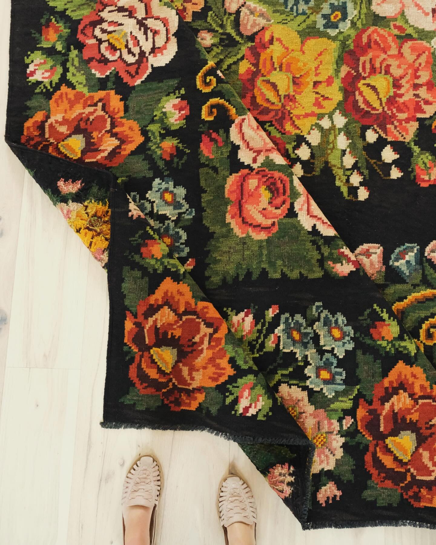 Experimental Vintage - Vintage Rugs - Portland, Oregon