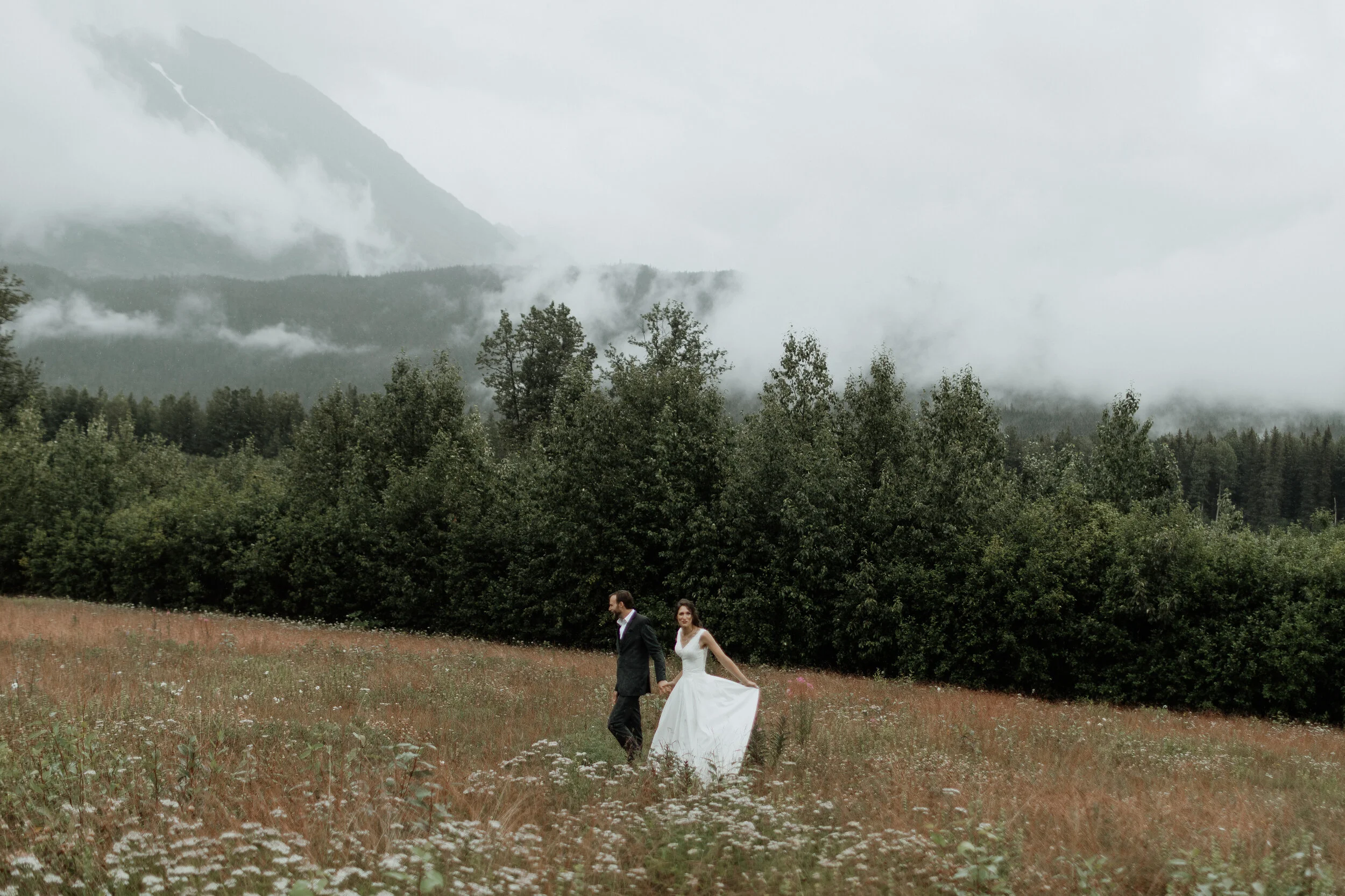 Rachel Struve Photography | Anchorage Alaska Elopement Photographer