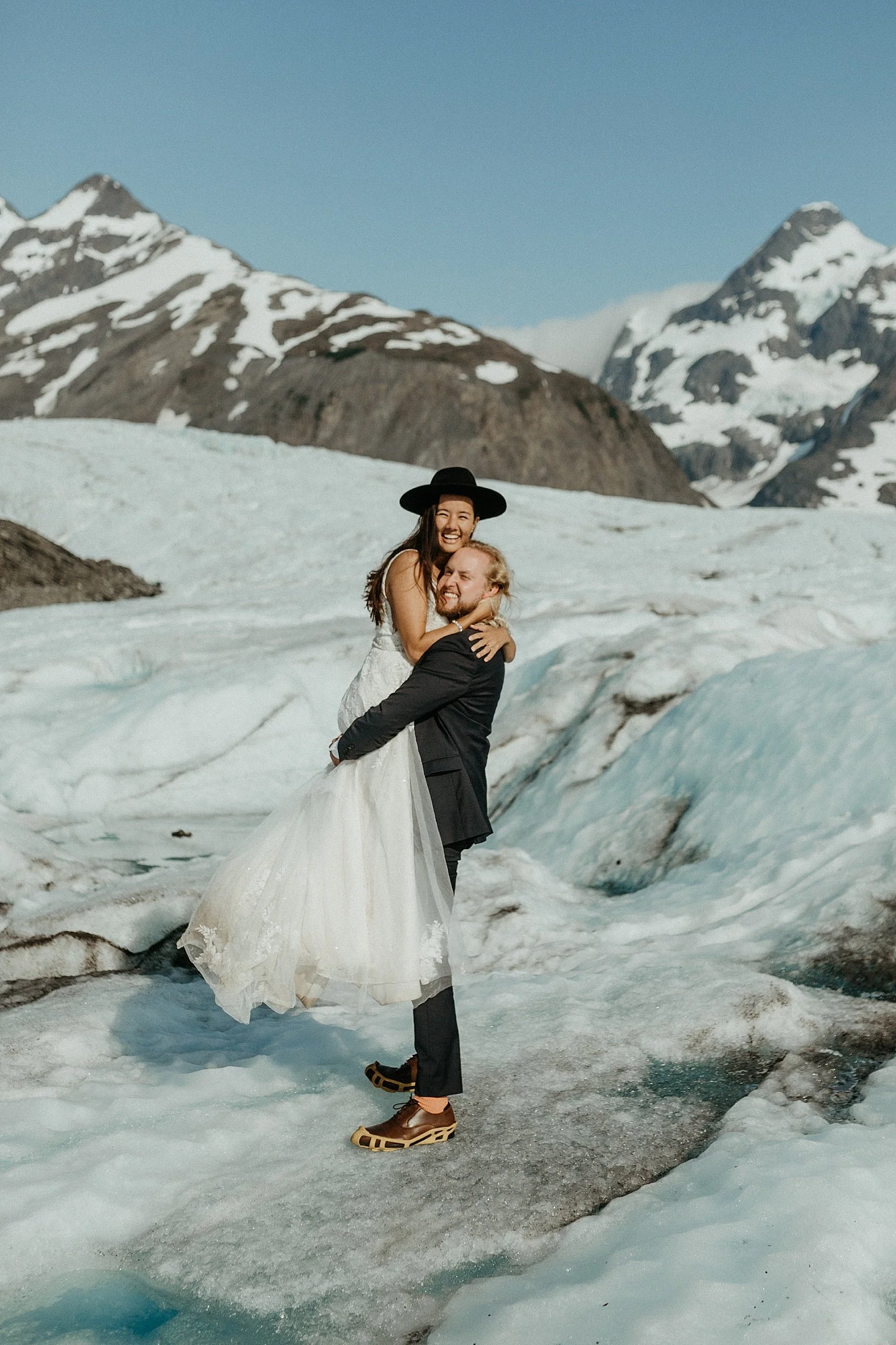 Rachel Struve Photography | Anchorage Alaska Elopement Photographer